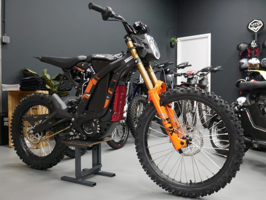 FOX 40 voorvork '29(black with orange) - Ebero